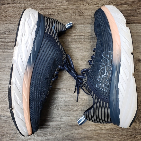 Hoka One One | Shoes | 95 D Wide Hoka One One Bondi 6 Athletic Sneaker ...